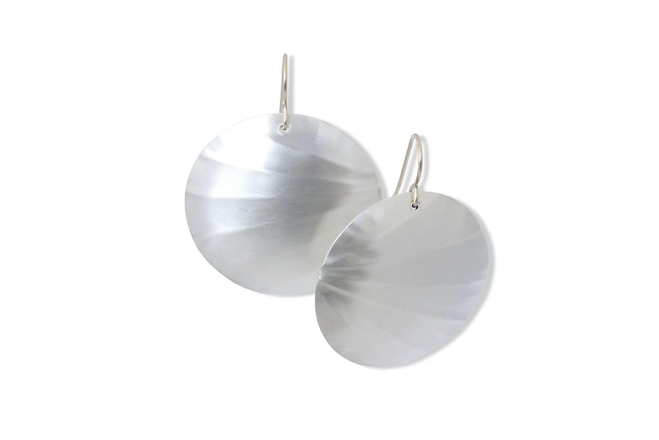 Alice Roche's architectural jewelry design