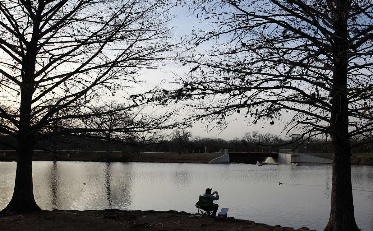 Jerry Lara: Photo Finish