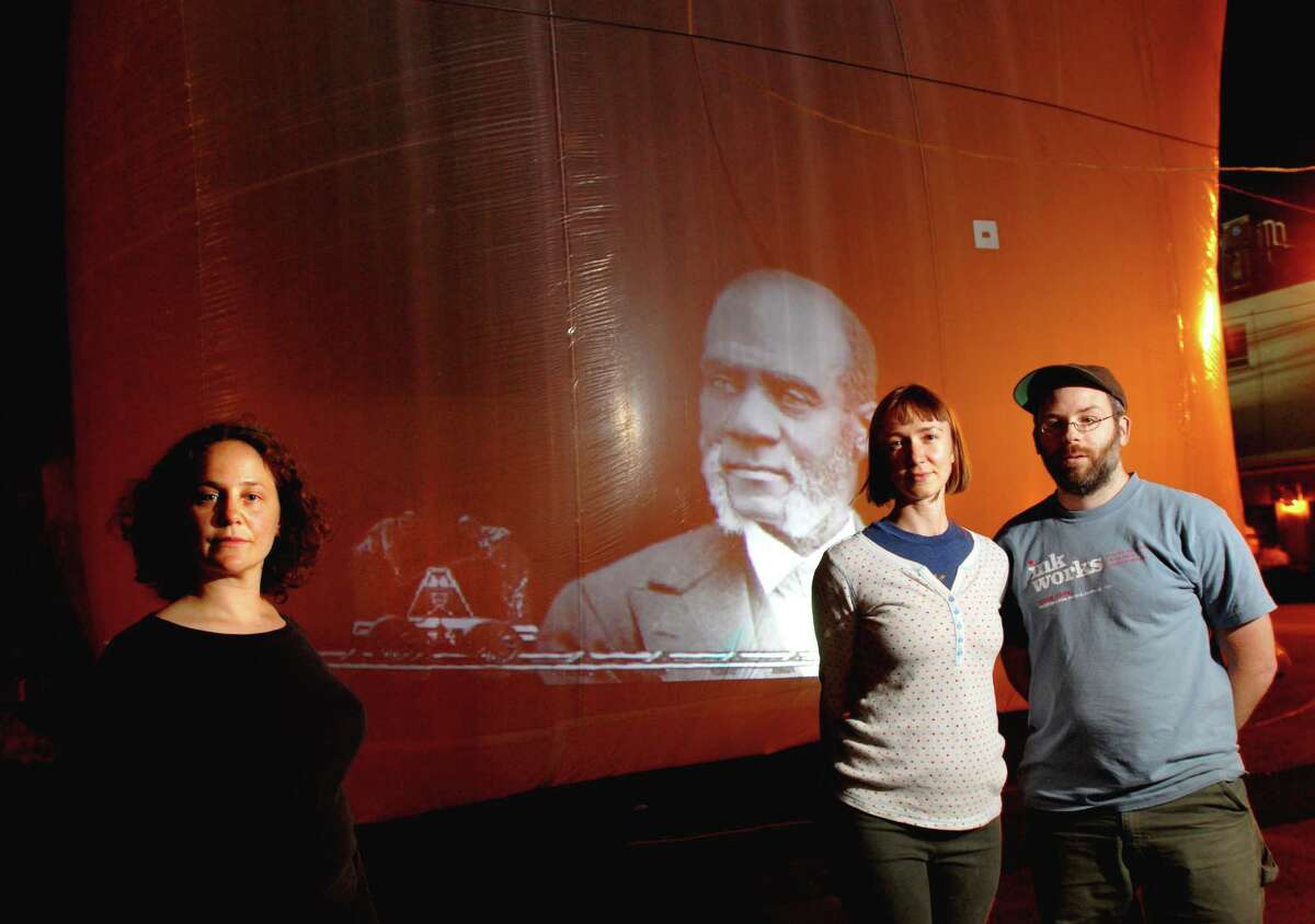 We remember those in the arts and entertainment community who died