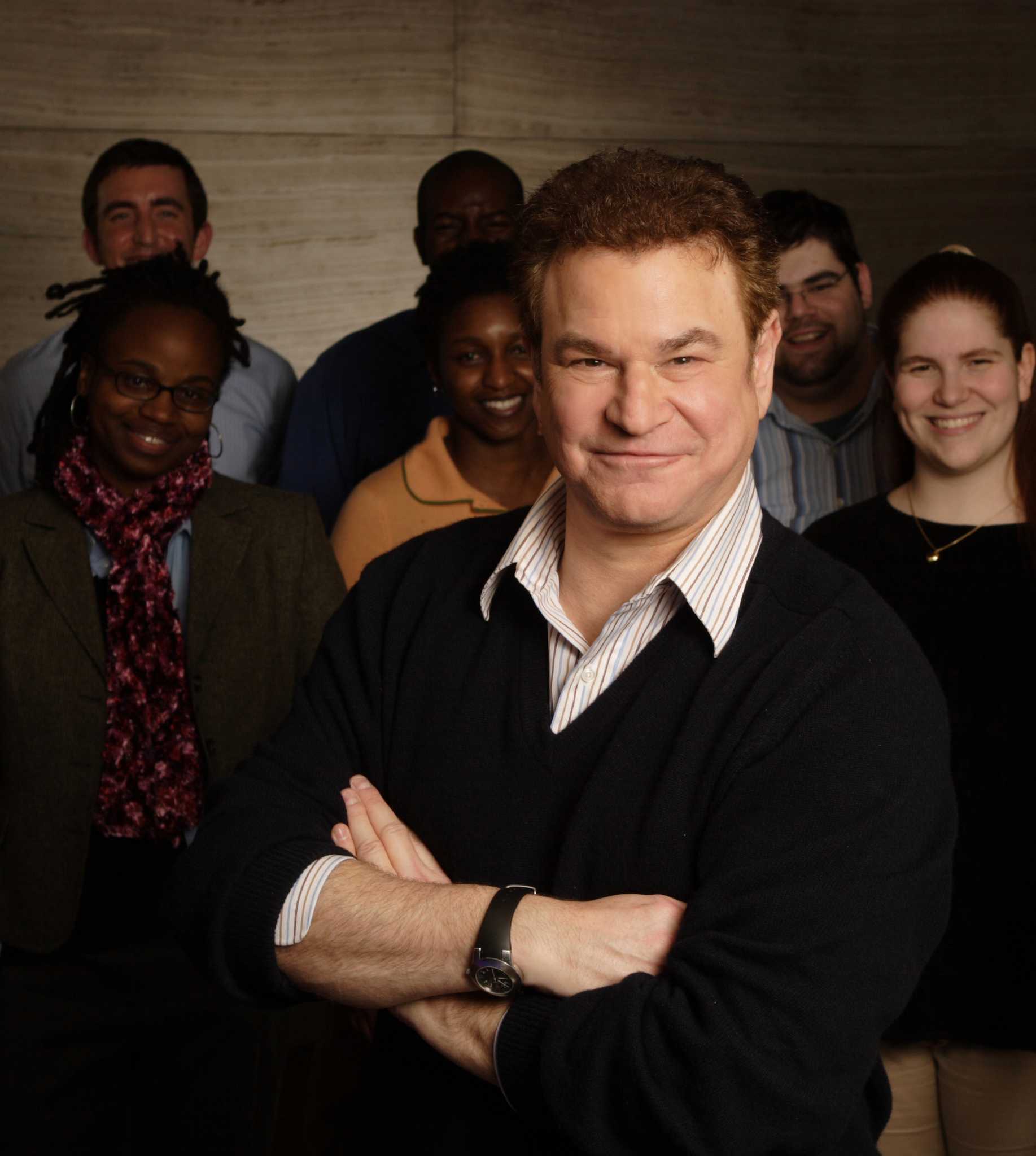Alma mater provides spot for Robert Wuhl's premiere