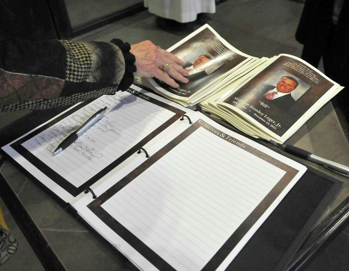 Hundreds attend Beaumont service for Bill Leger