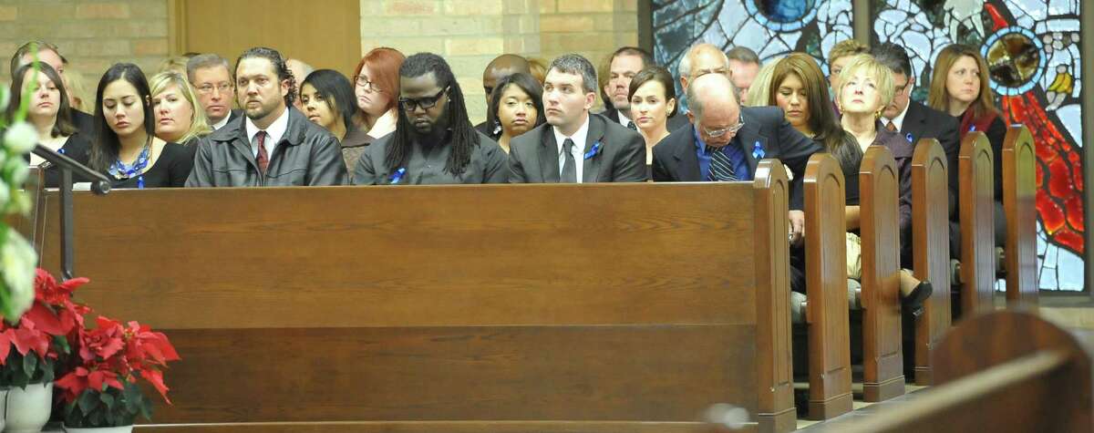 Hundreds attend Beaumont service for Bill Leger