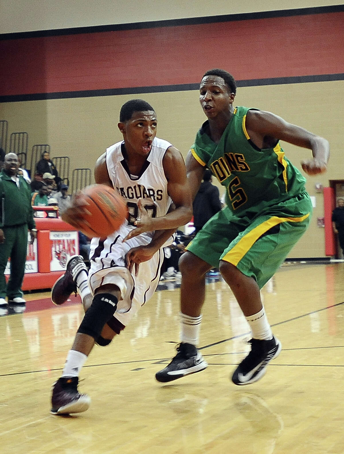 Central wins Gamble Classic semifinal