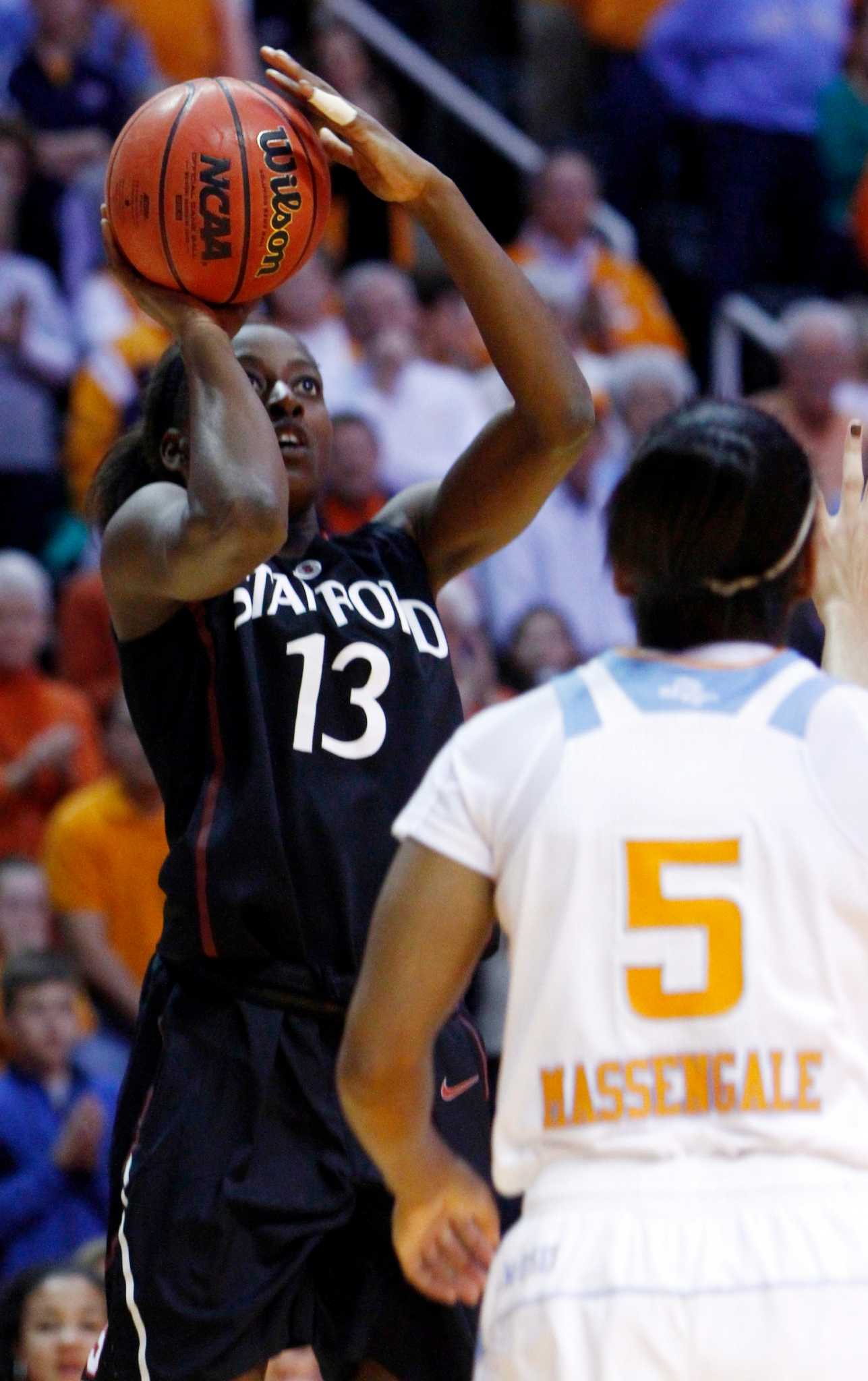 1 vs. 2: Stanford, UConn women renew rivalry