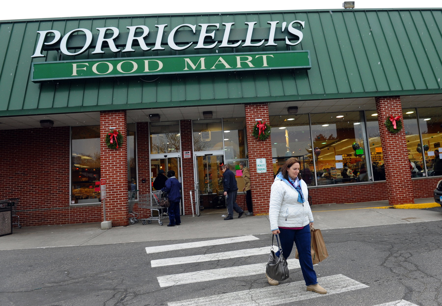 Porricelli's market closes in Trumbull