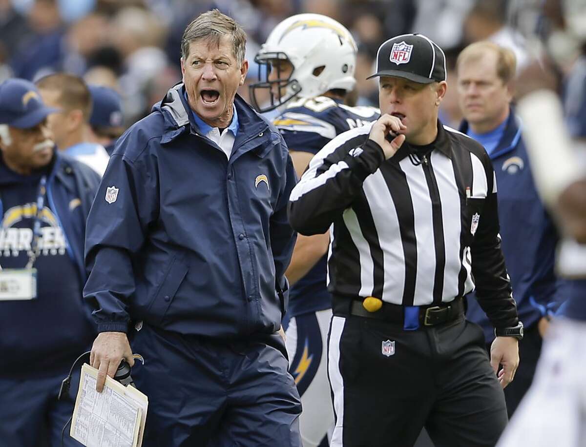 Raiders' rally falls short in San Diego