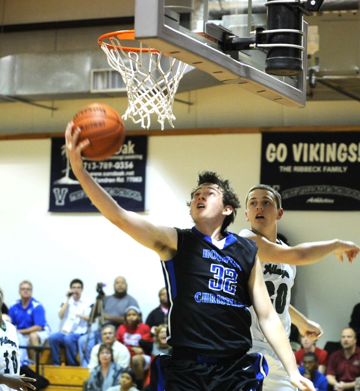 Basketball: High-scoring Houston Christian set for SPC debut