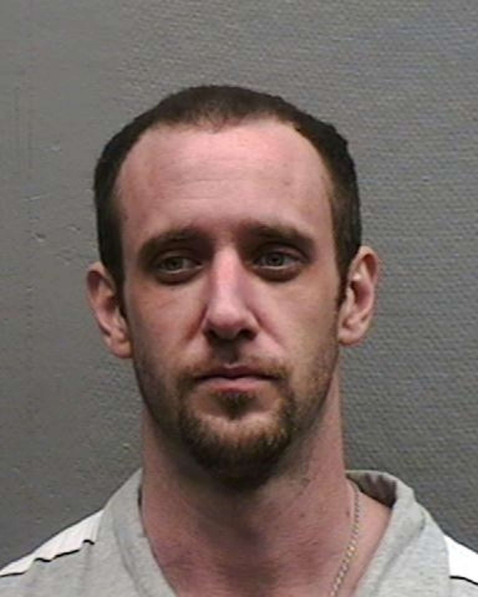 Police seek man charged with stalking TV reporter Reyna