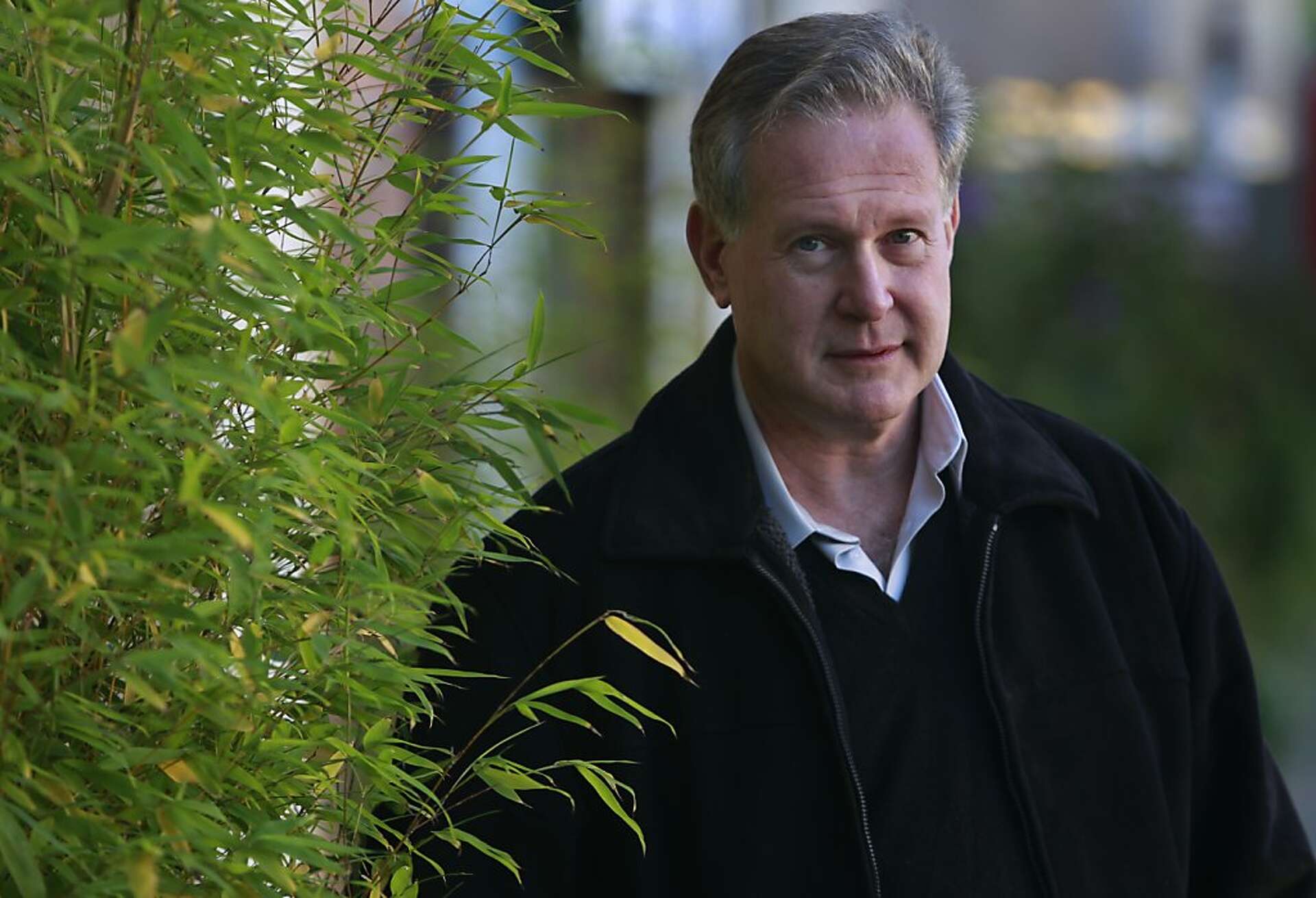 Dr. Robert Lustig crusades against sugar