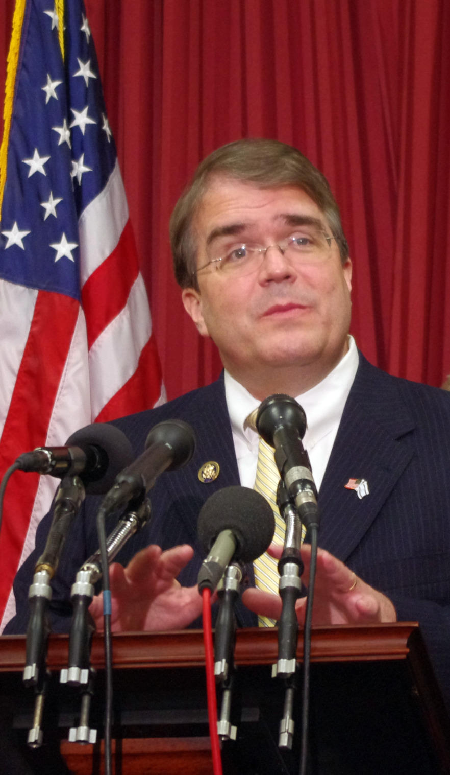 Houston U.S. Rep.John Culberson attracts a crowd of early challengers