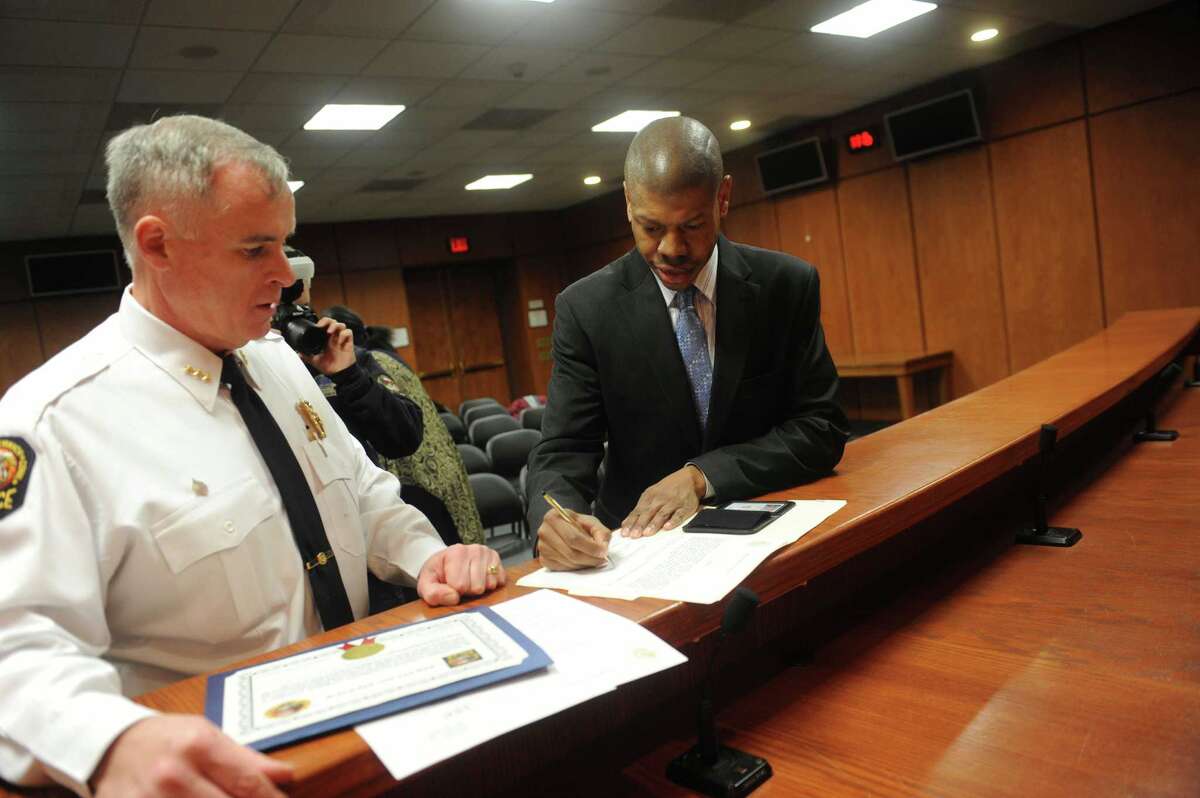 New Greenwich police officer sworn in