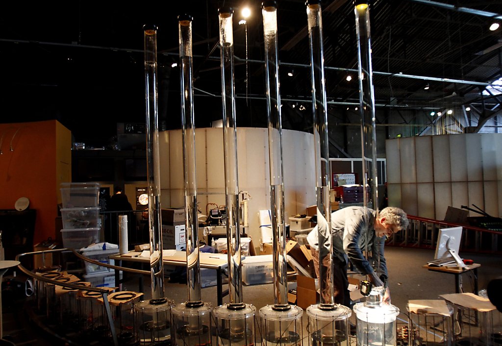 Science exhibit is born at Exploratorium