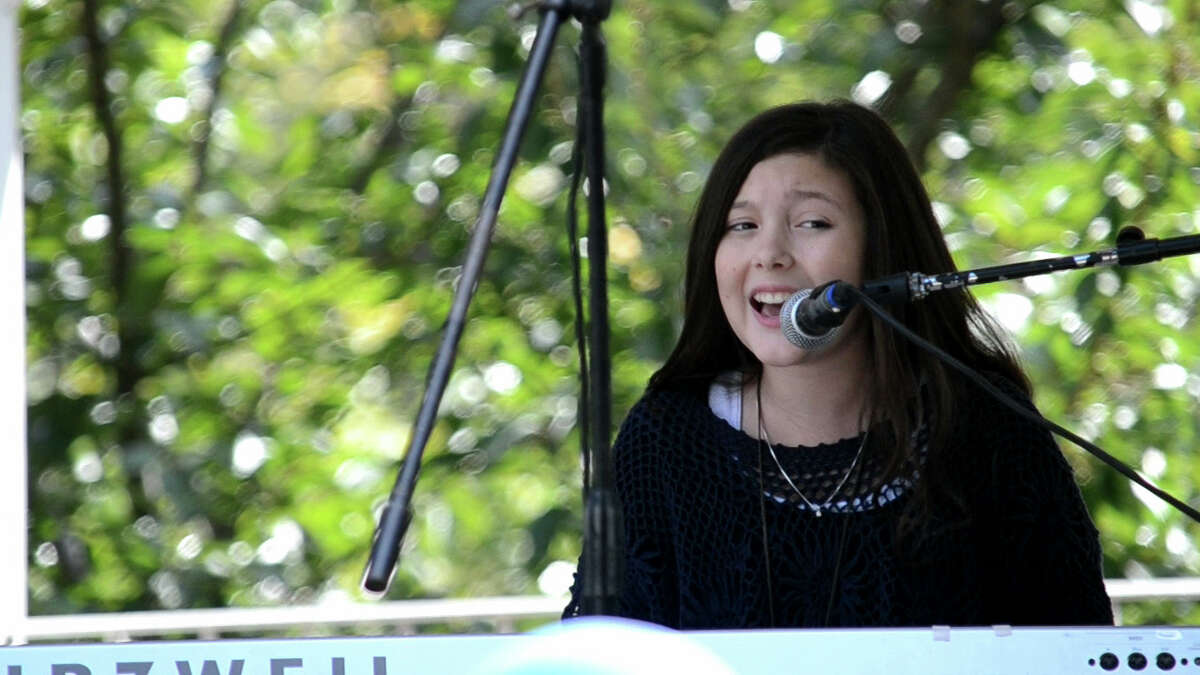 Darienite to perform in 'Concert for Newtown'