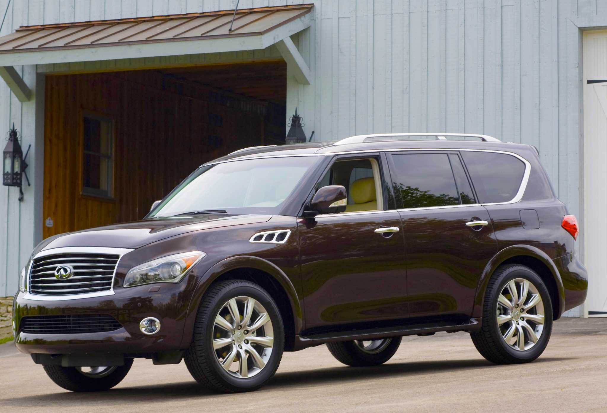 Nissan adds tech to make QX56 safer