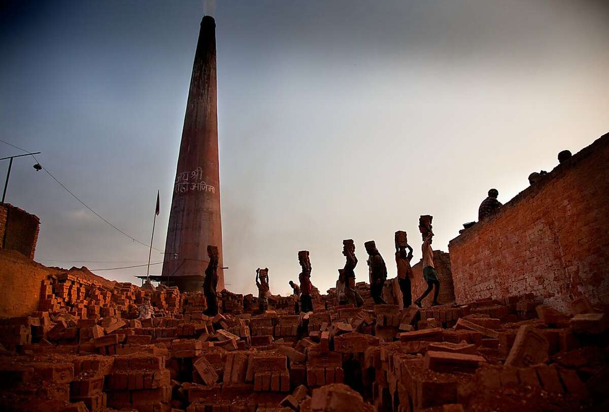 Lisa Kristine photographs slavery