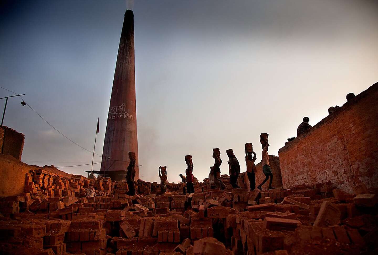 Lisa Kristine photographs slavery
