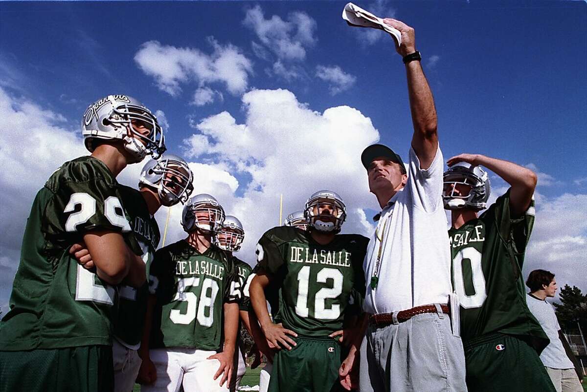 De La Salle's Bob Ladouceur steps down