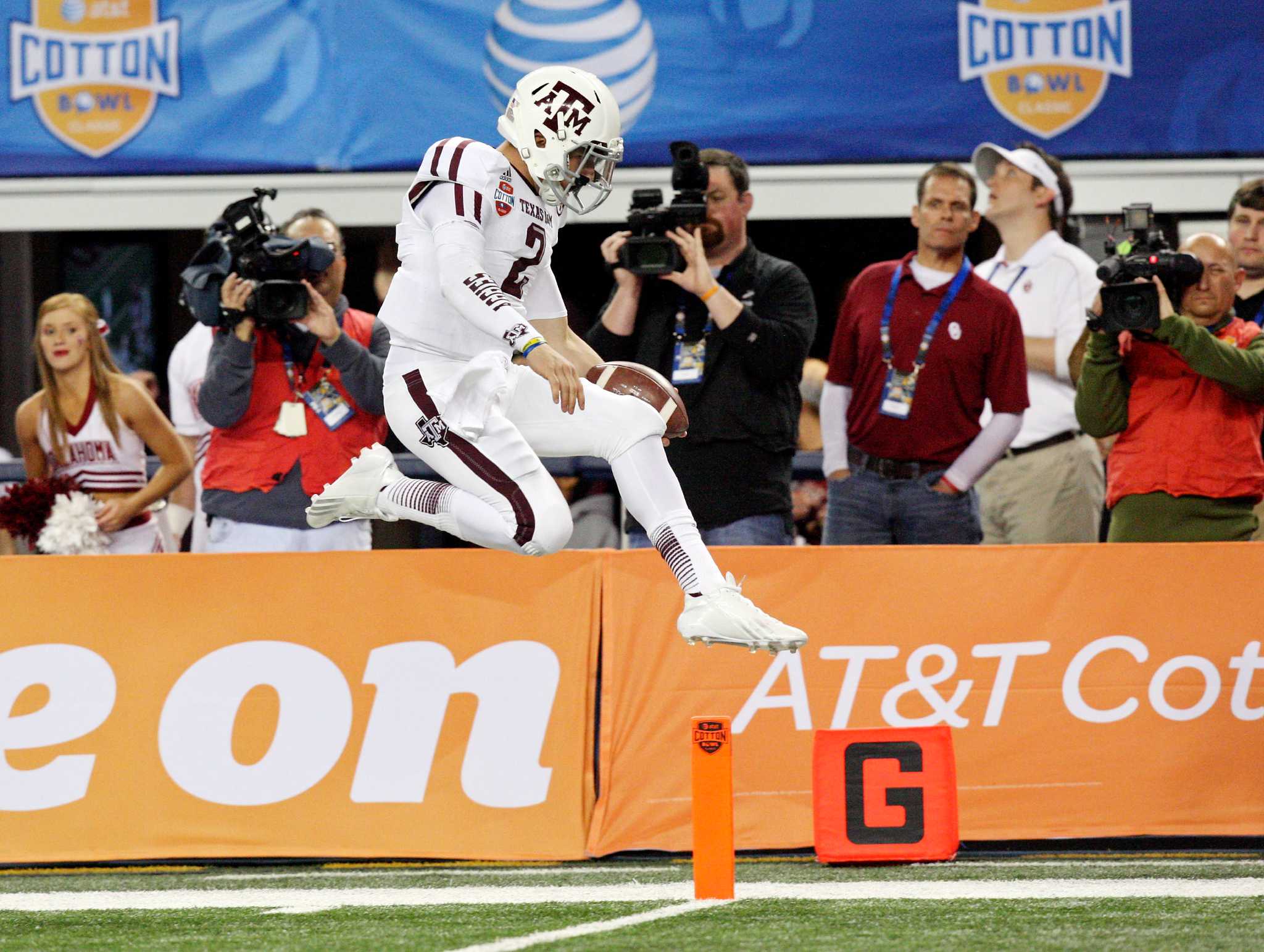Manziel, Aggies have bigger trophy in mind
