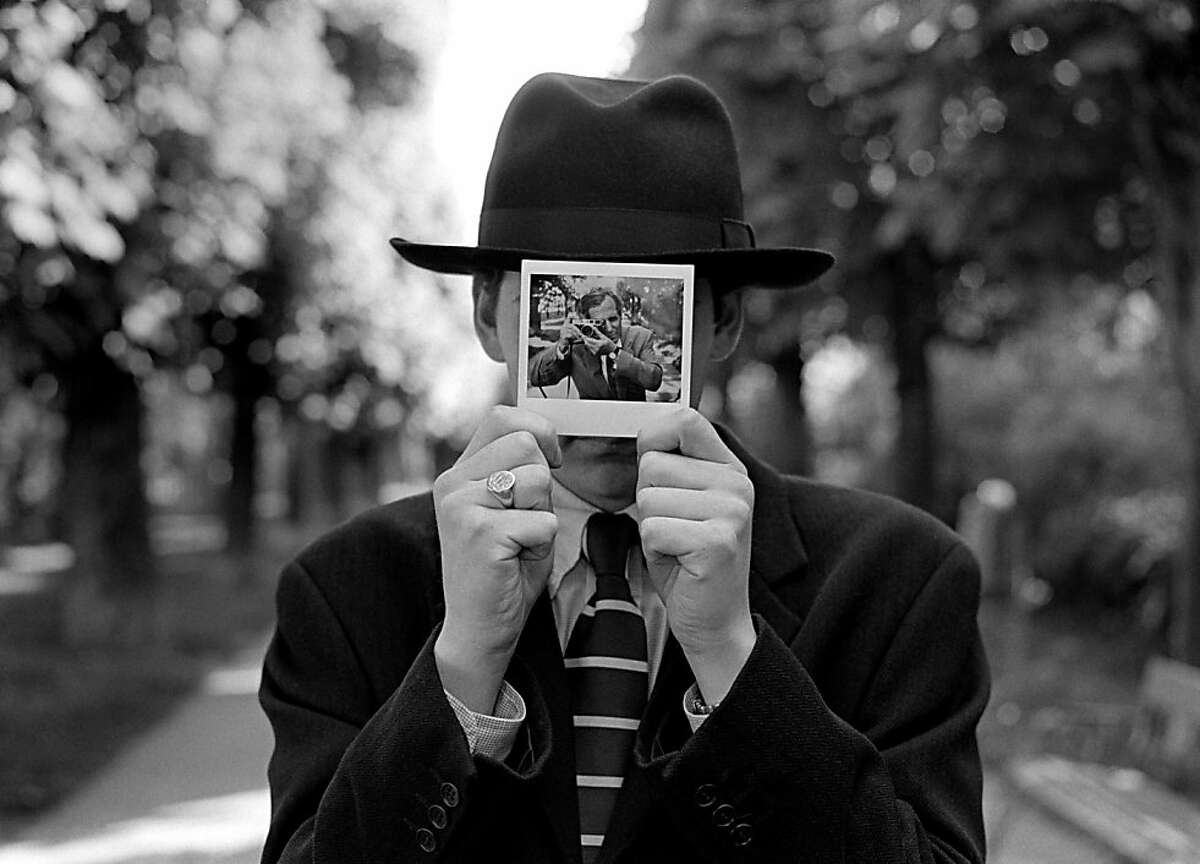 Rodney Smith's photographs evoke past
