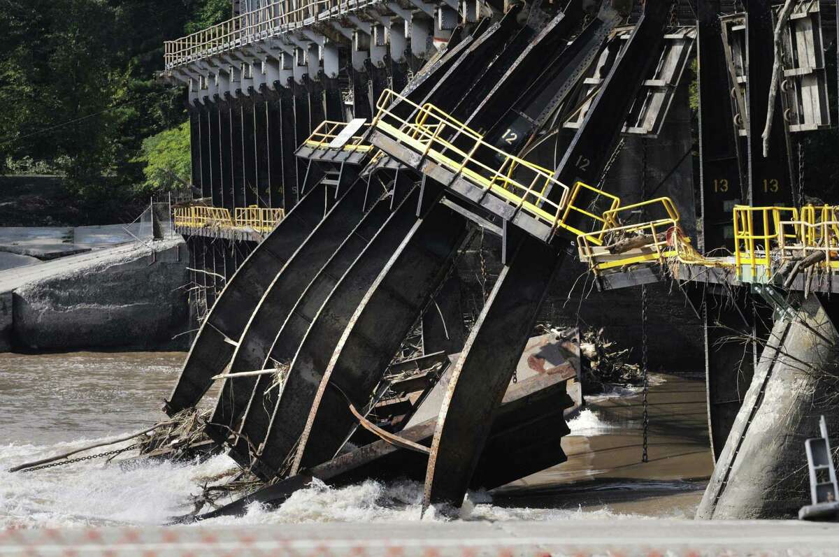 8 canal dams may be rebuilt