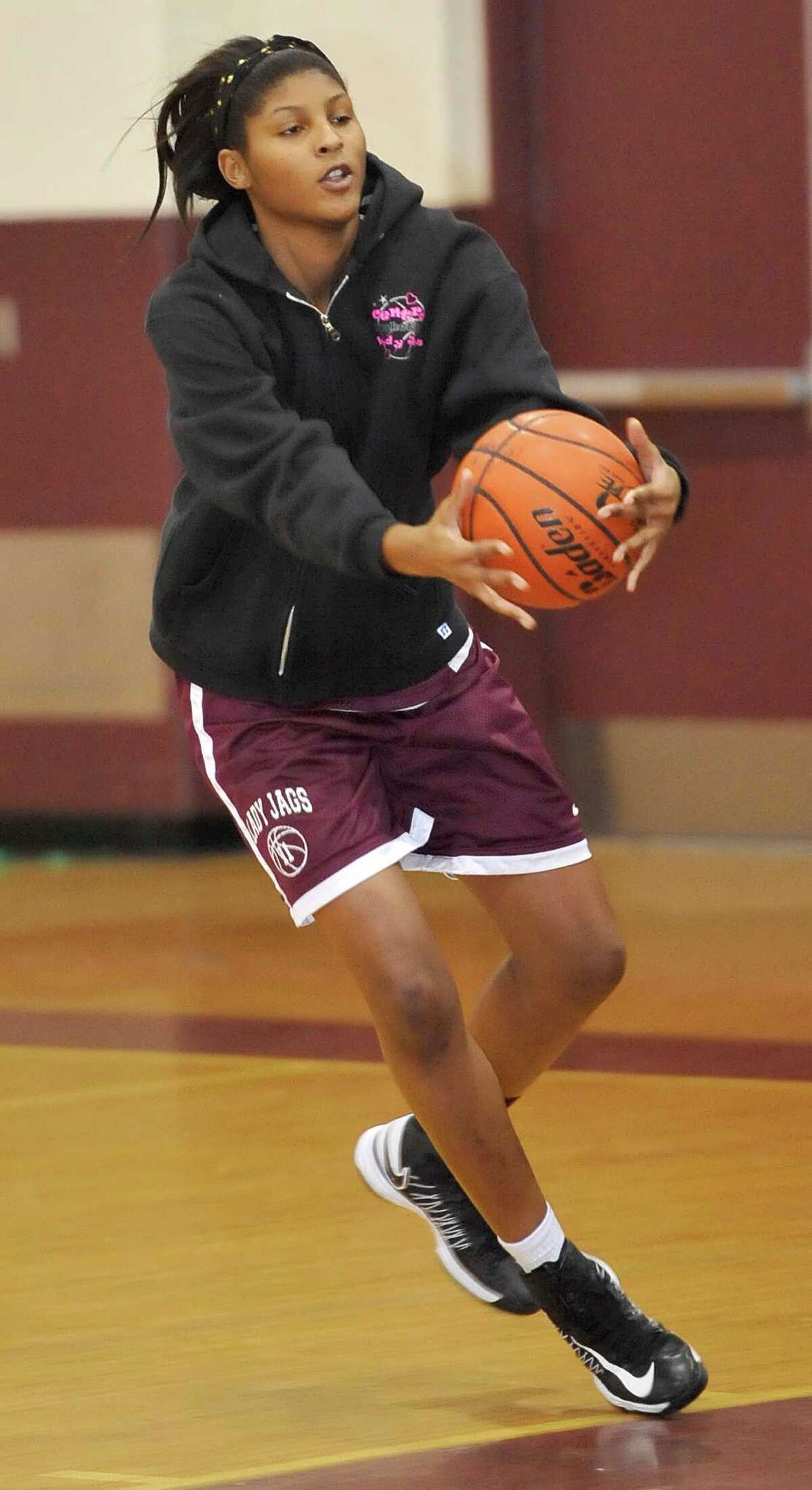New to the sport, Hailey producing for Central girls basketball