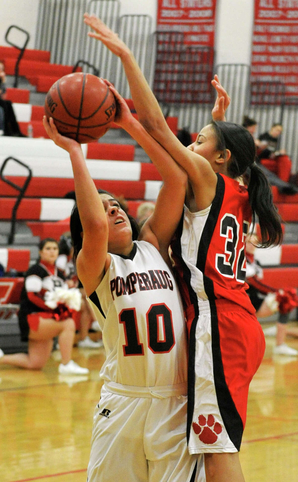Holness, Pomperaug girls basketball team run away from Masuk, stay perfect