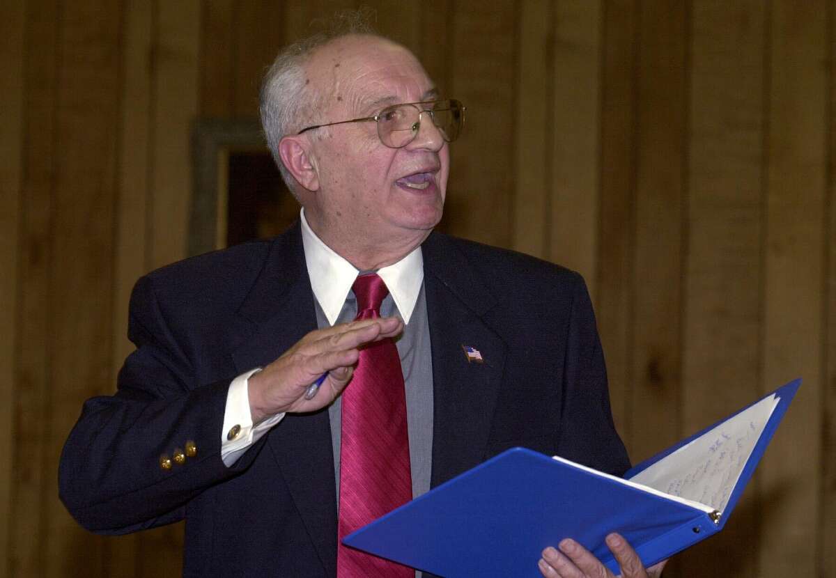Norwalk mourns loss of former mayor Esposito