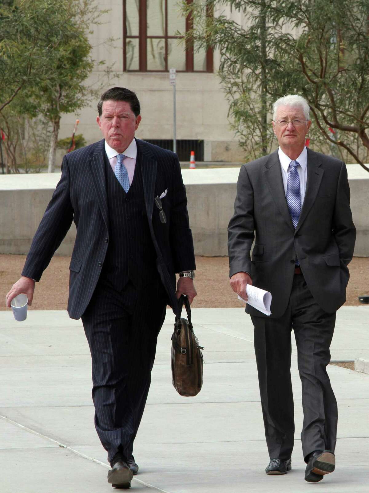 Briton gets 33 months for weapons-to-Iran plot