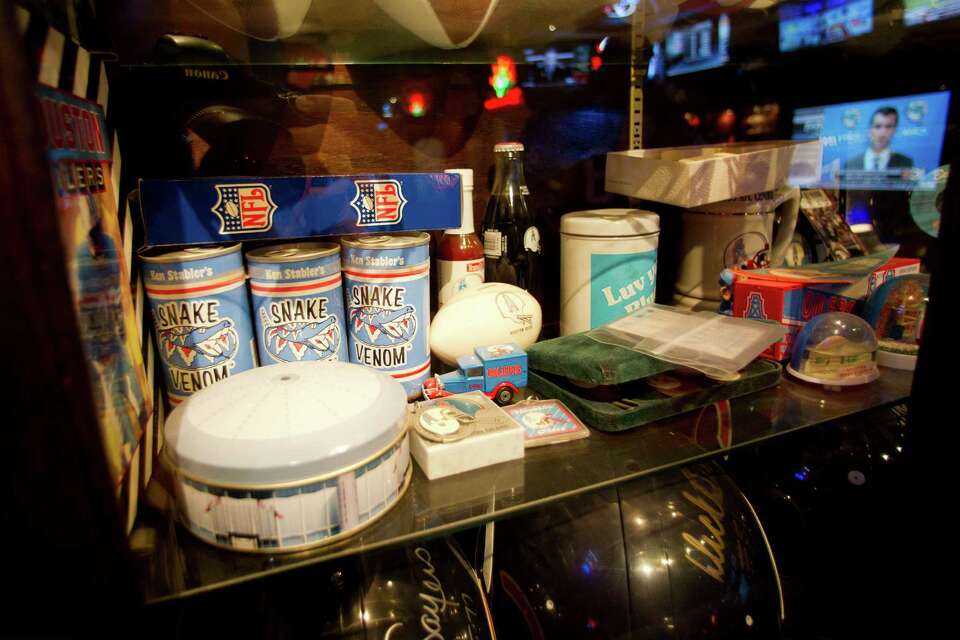 Deer Park man has the best man cave ever