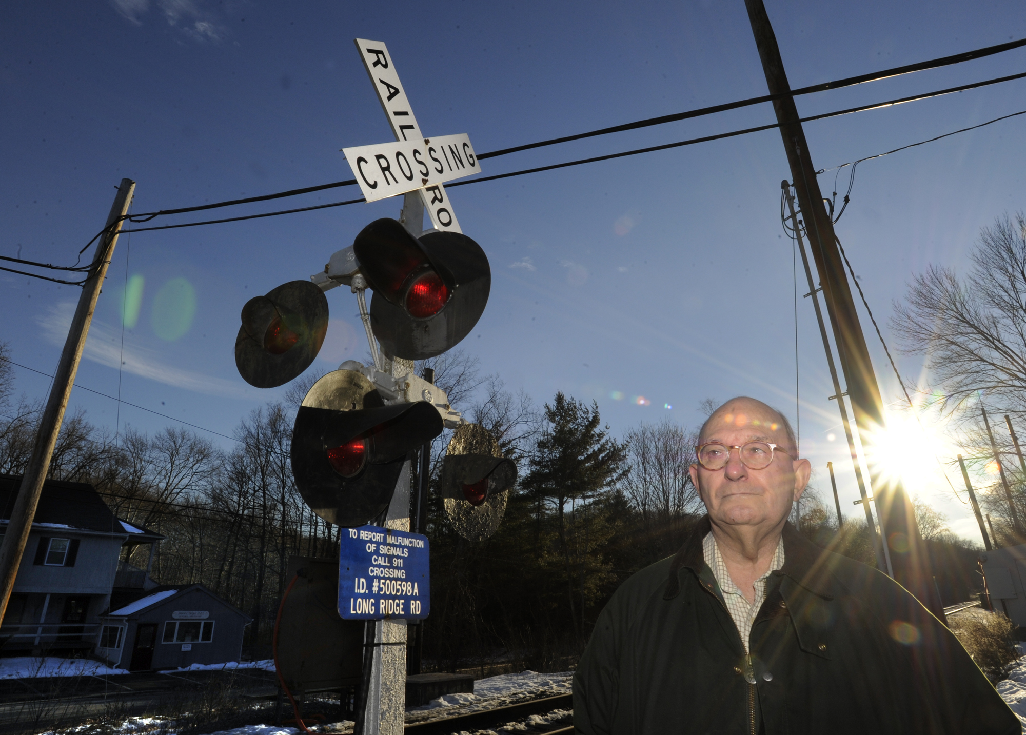 DOT expedites putting crossing gate at scene of fatalities