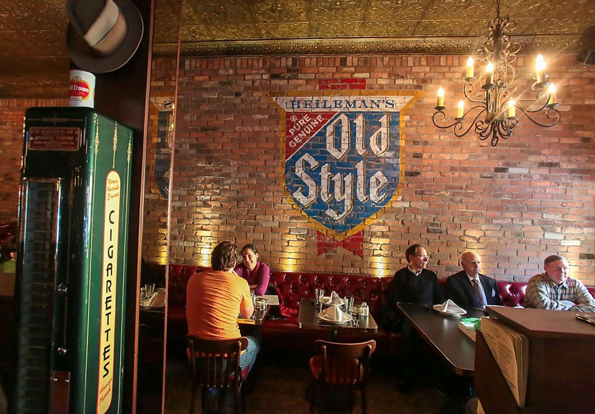 Capo's has old Chicago flavor in S.F.