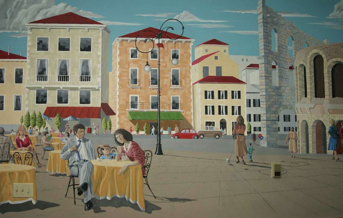 Images of Italy shine in restaurant murals