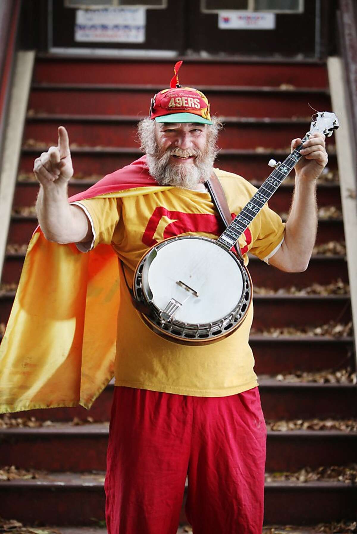 SF 49ers fans serenaded by 'Banjo Man'