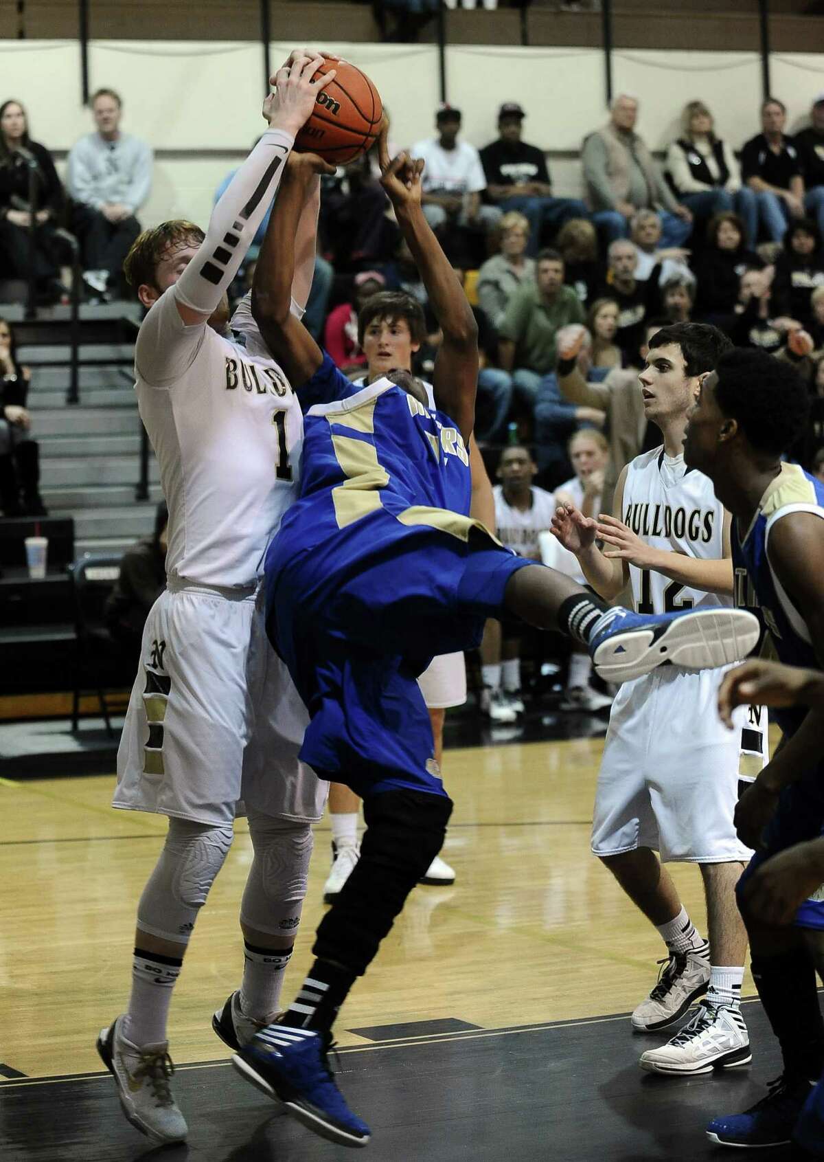 Super Gold boys and girls basketball teams