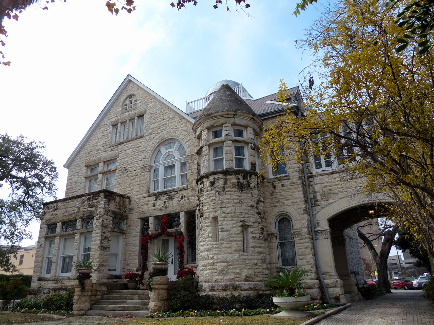 Cityscape: Maverick-Carter House