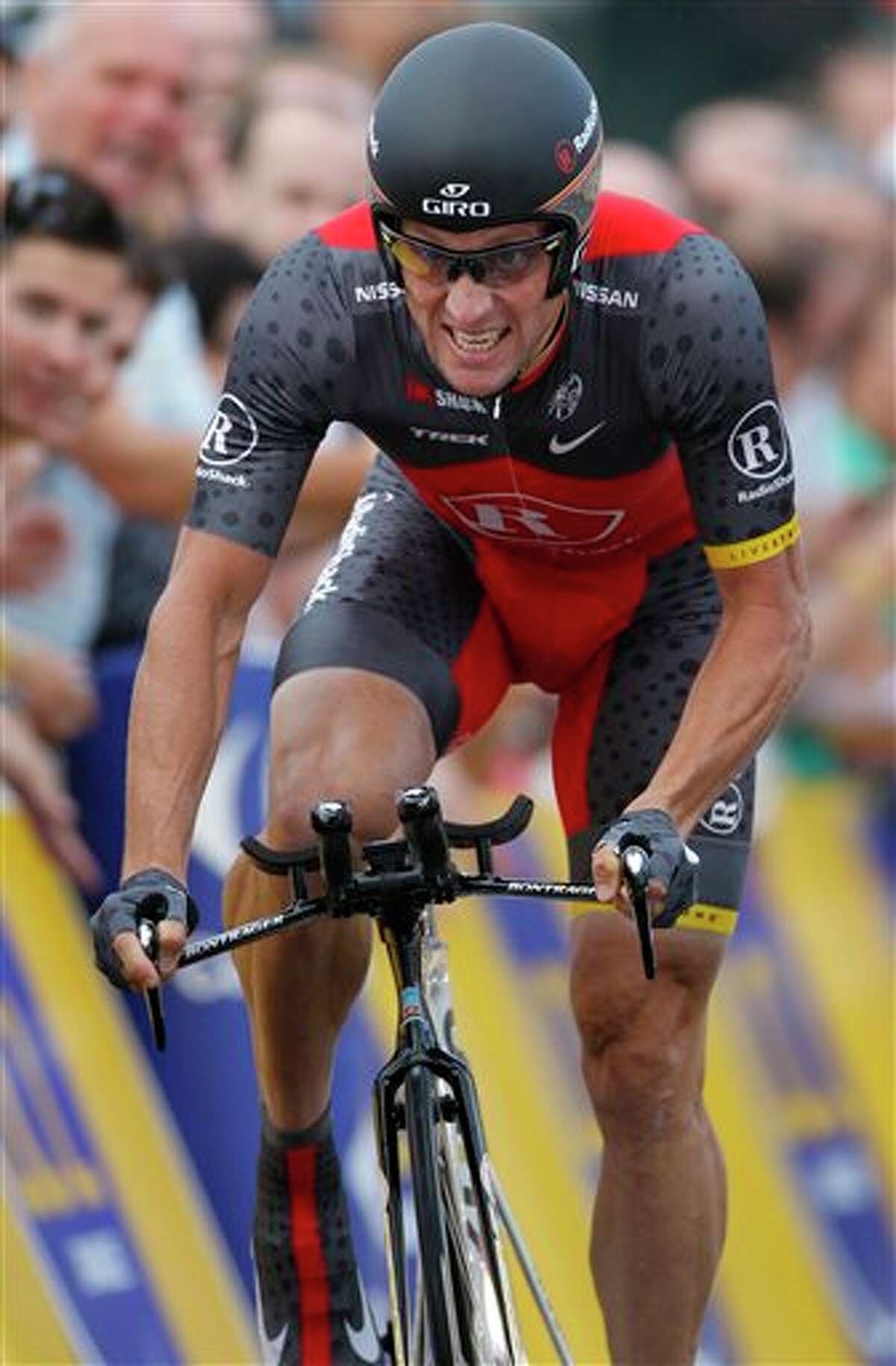 Lance Armstrong backs out of Texas charity race