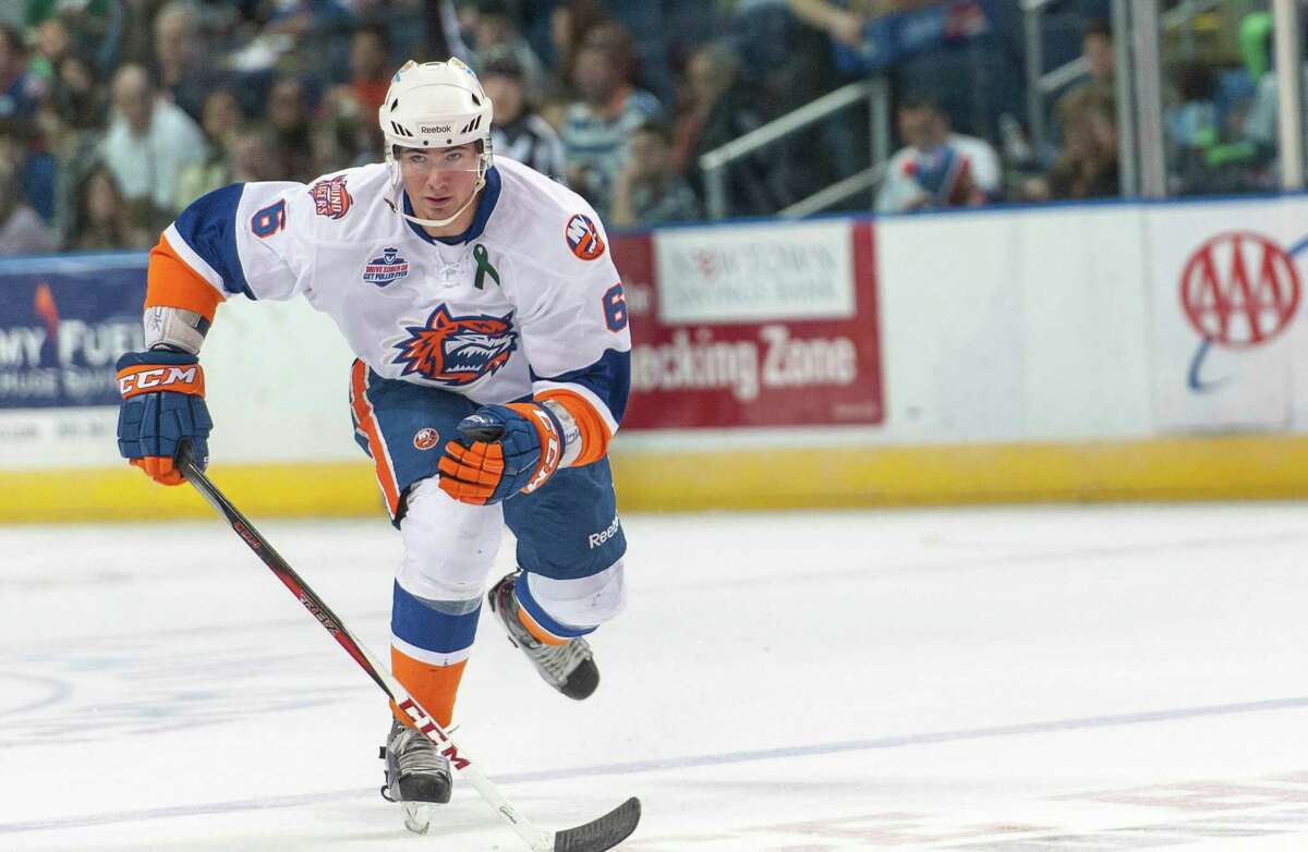 Sound Tigers absorb fifth straight loss
