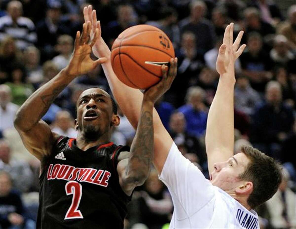 No. 1 Louisville rolls UConn