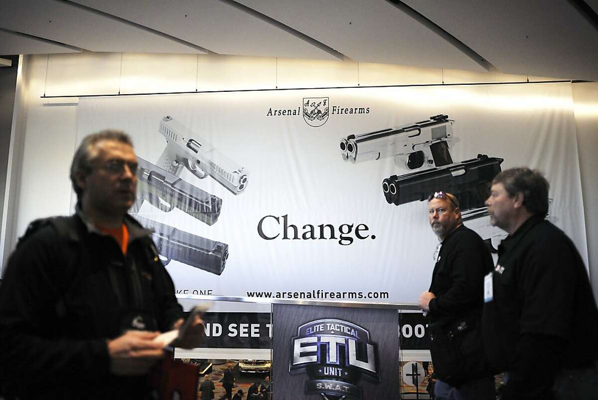 Defiance, discretion at Vegas gun show