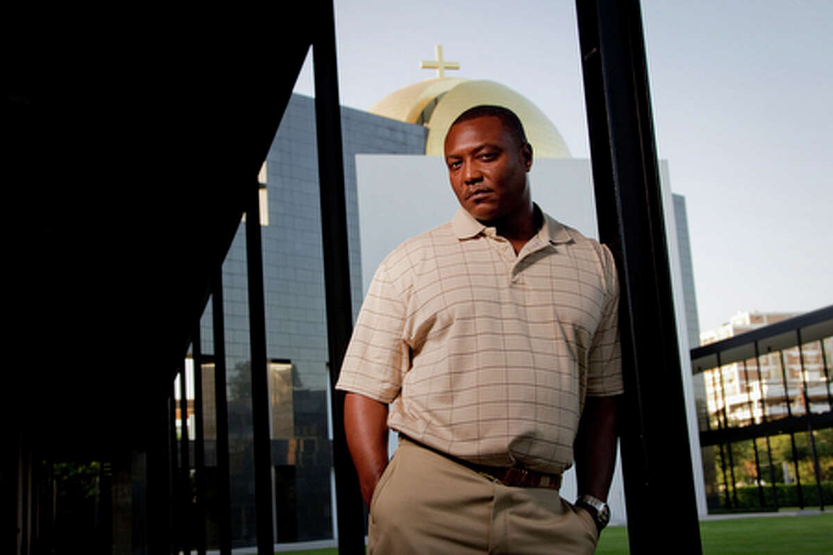 Exonerated death row inmate files grievance against prosecutor