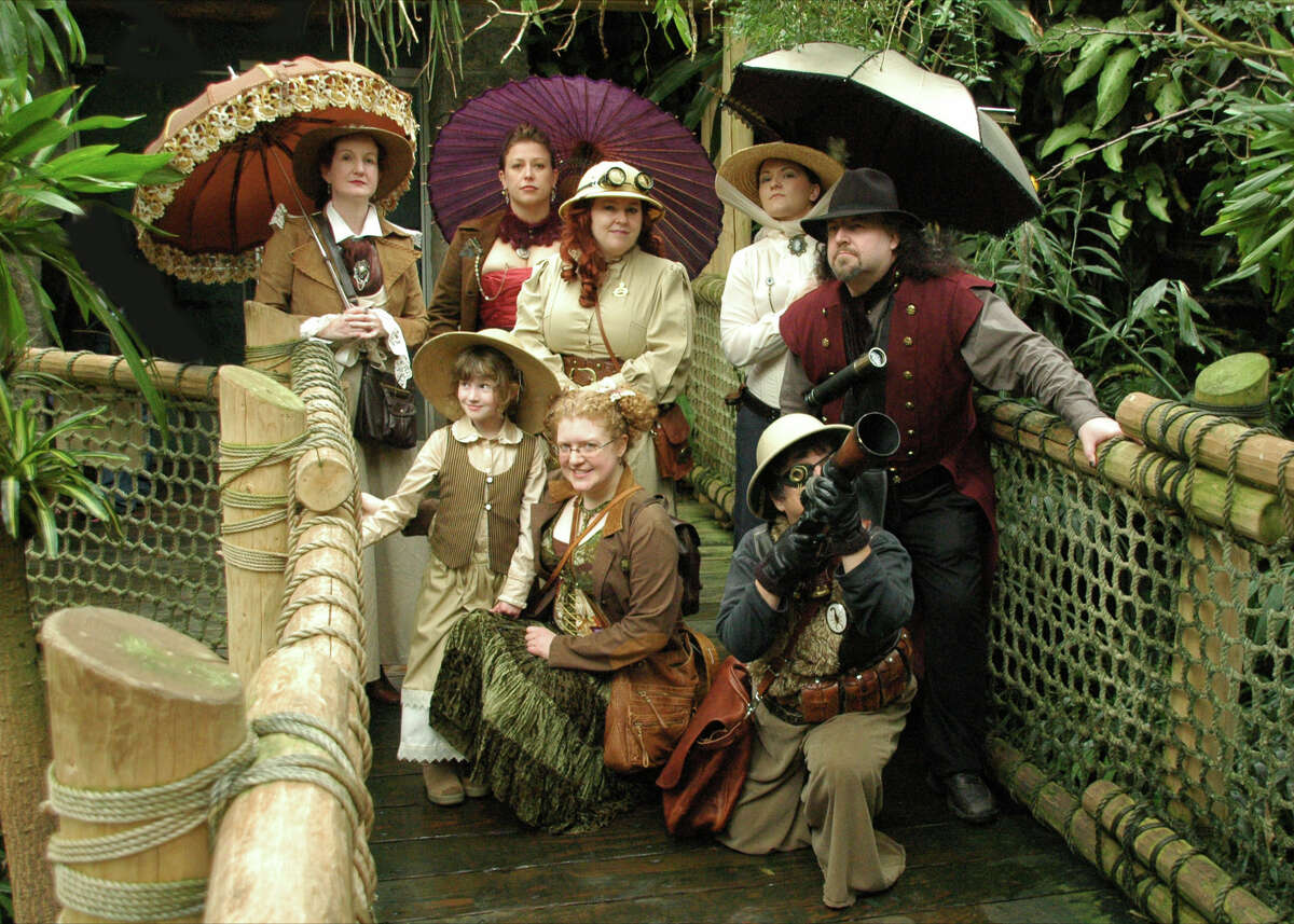 'Steampunk' fashion heading for the mainstream, researcher says