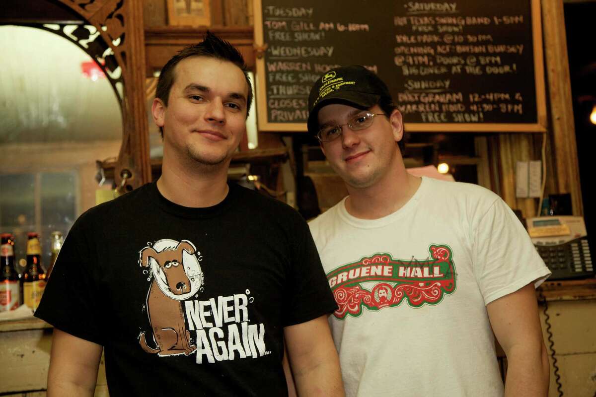 Pub Crawl: Gruene Hall