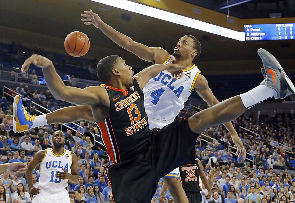 College basketball game results, Jan. 17