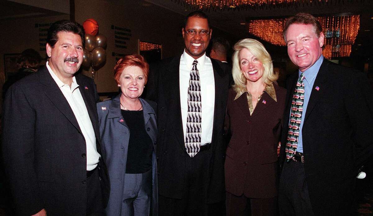 Bookbinder open to fresh ideas