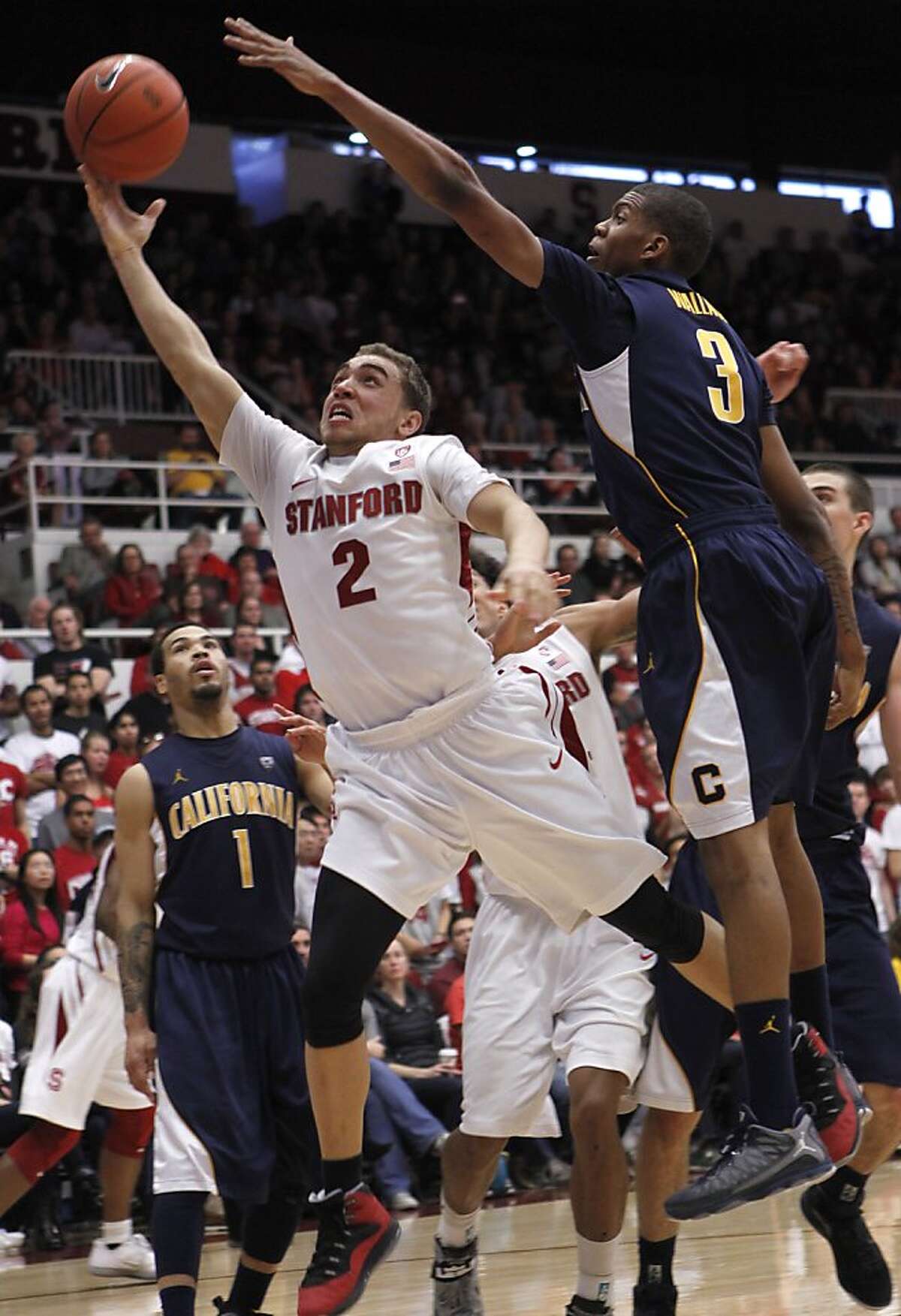 Stanford men beat Cal at home, 69-59