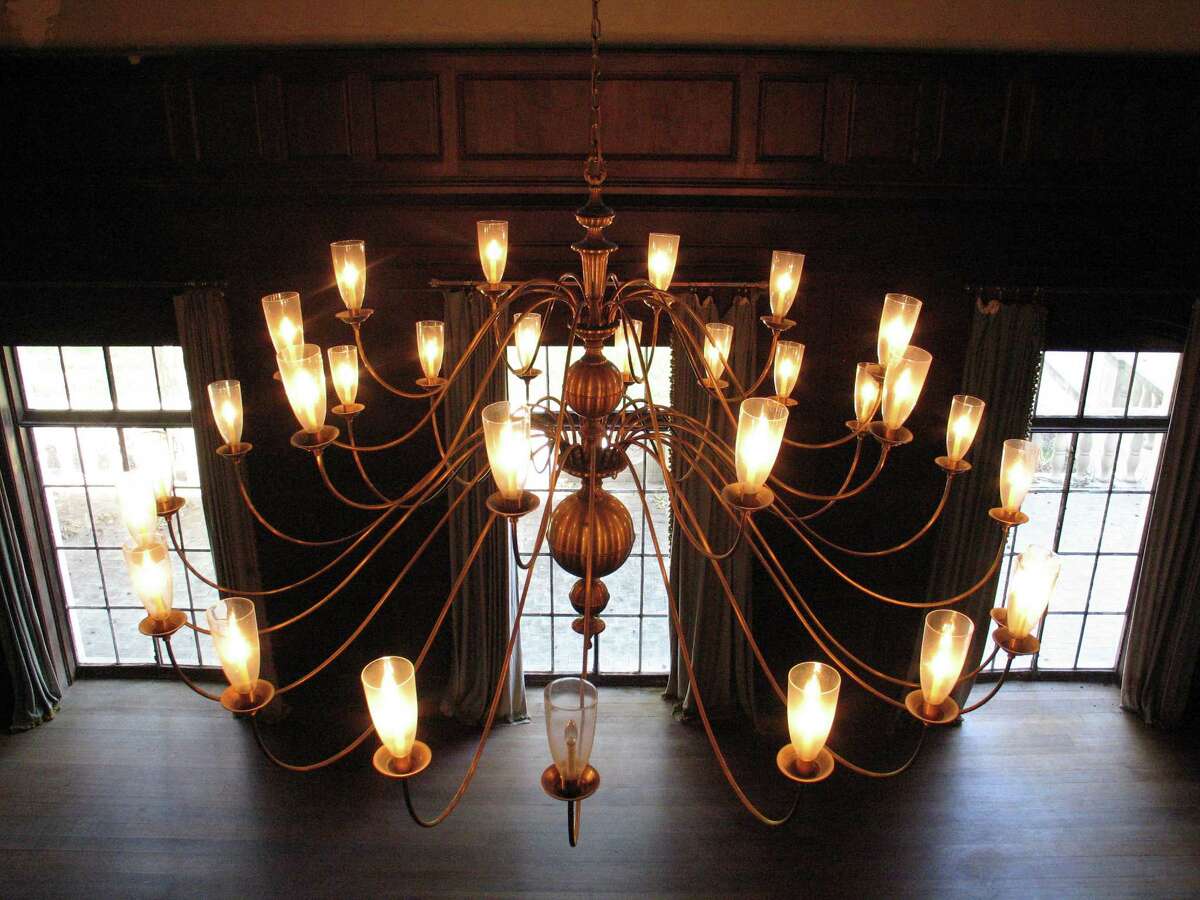 Clear Lake's West mansion starts new chapter with Hakeem Olajuwon