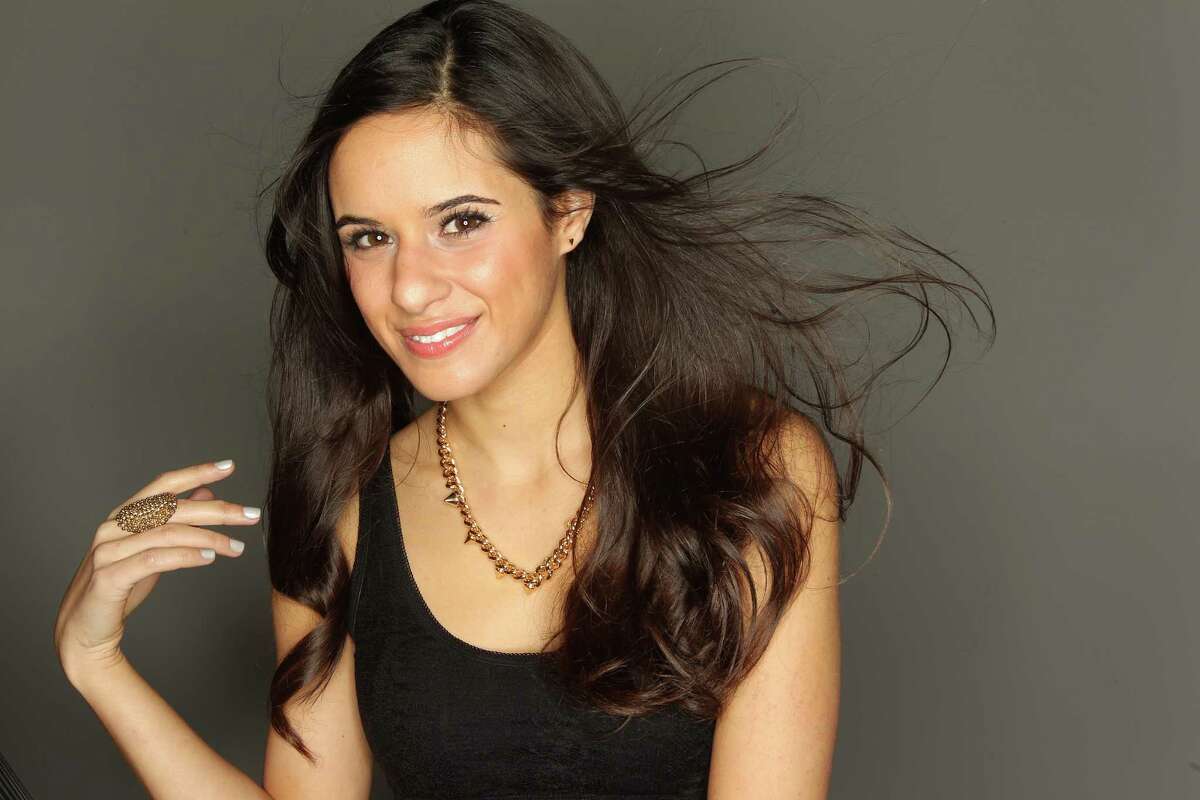 Chanel Dror raps up a pop hit