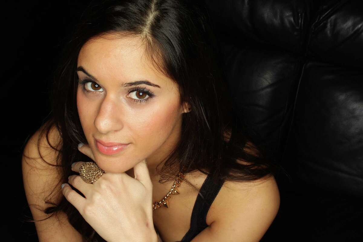 Chanel Dror raps up a pop hit