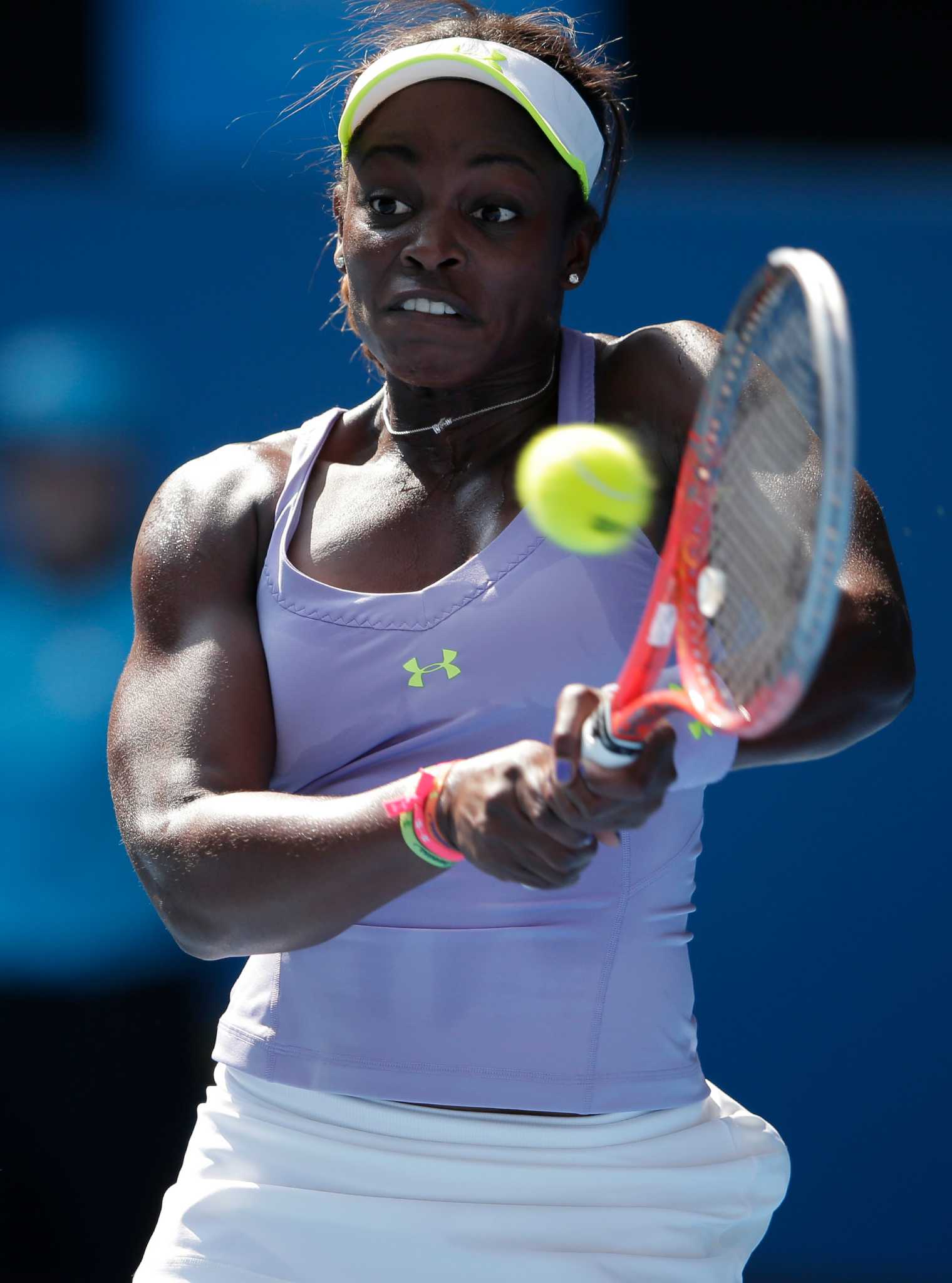 Li Na advances to semifinals