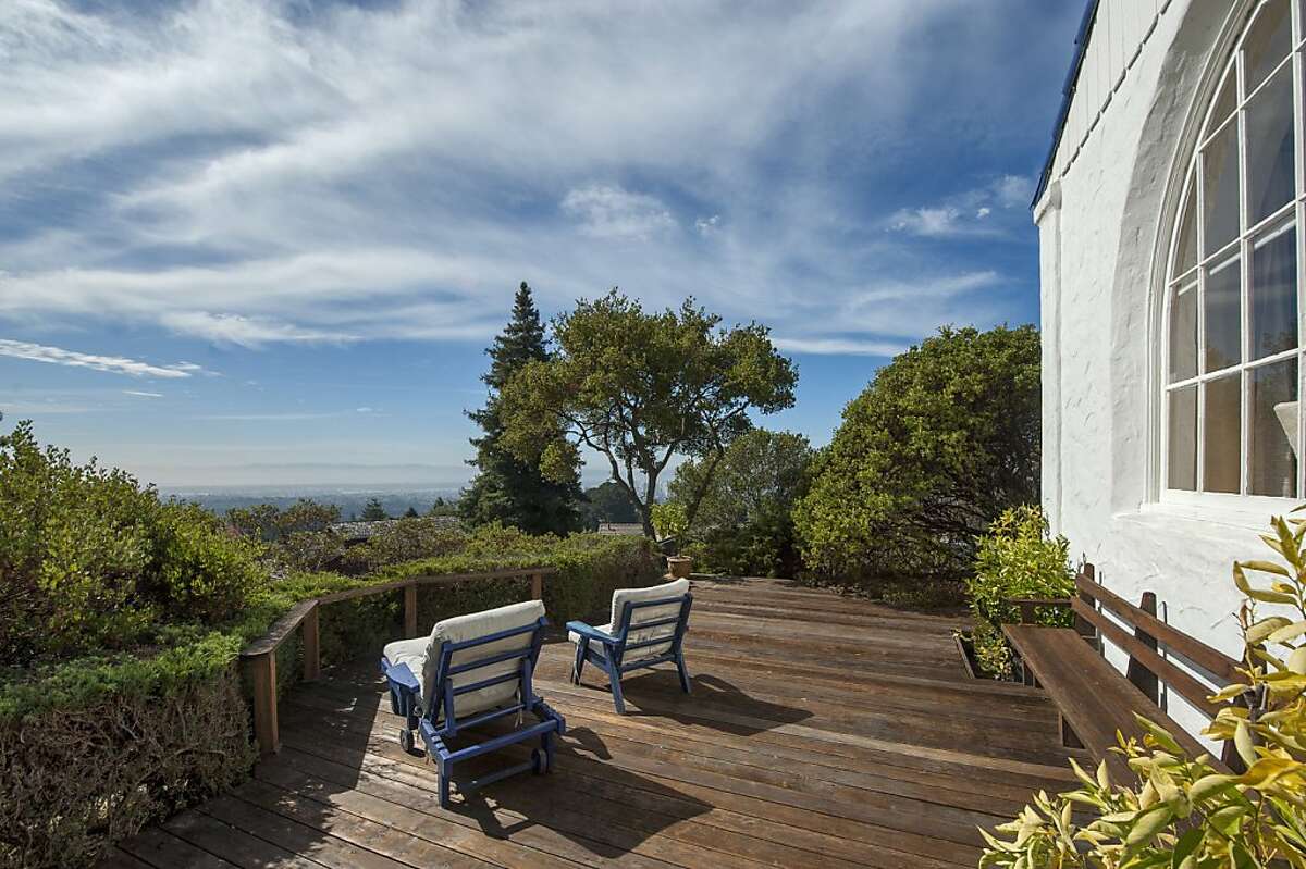 Montclair home revolves around courtyard